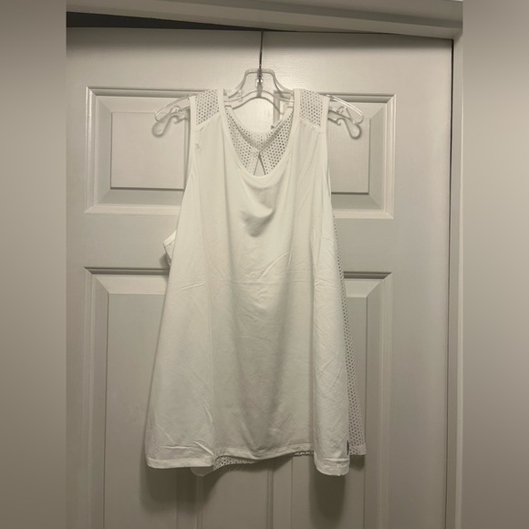 Ellie | Tops | New Ellie White Mesh Top Xl | Poshmark